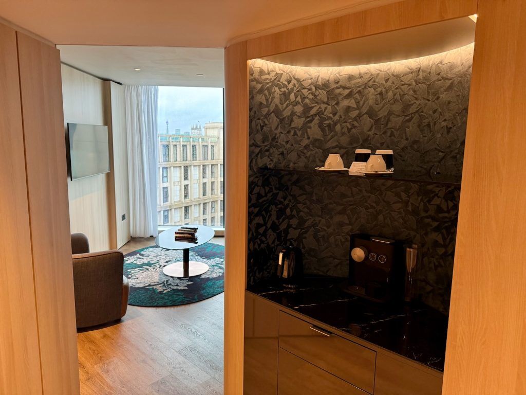 The Westminster London, Curio Collection by Hilton Review - The Luxury ...
