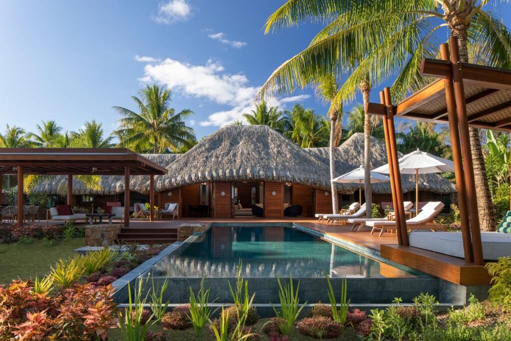Best Luxury Hotels In French Polynesia 2026 - The Luxury Editor