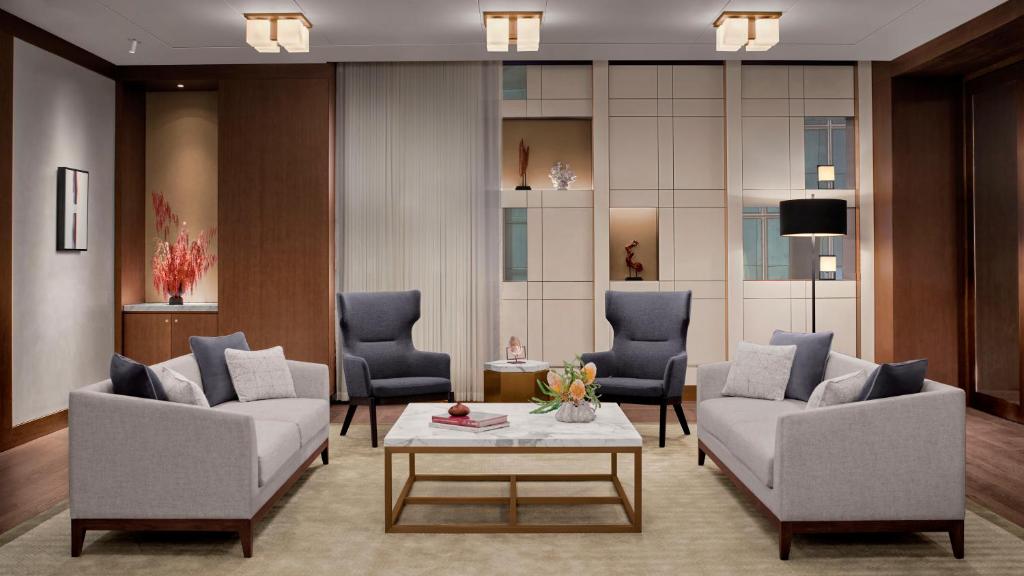 The Ritz-Carlton, Melbourne - Expert Reviews & Highlights - The Luxury ...