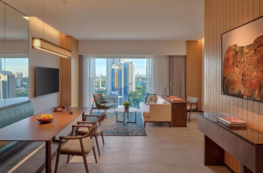 Hyatt Regency Kuala Lumpur at KL Midtown - Expert Reviews & Highlights ...